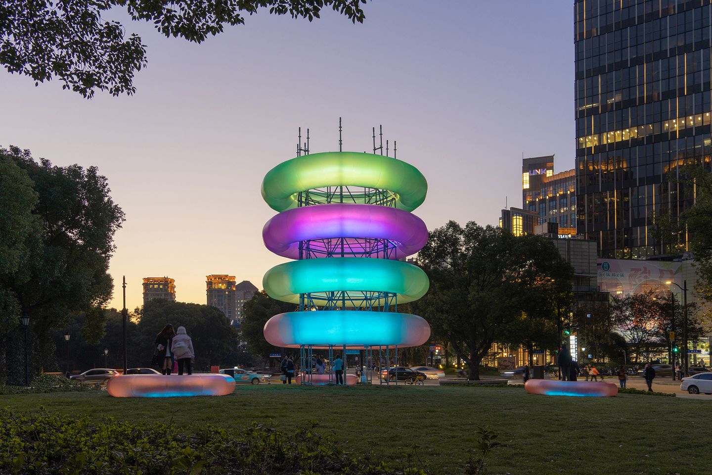 Interactive Public Art Installations: Revitalizing Urban Spaces | Architecture Story
